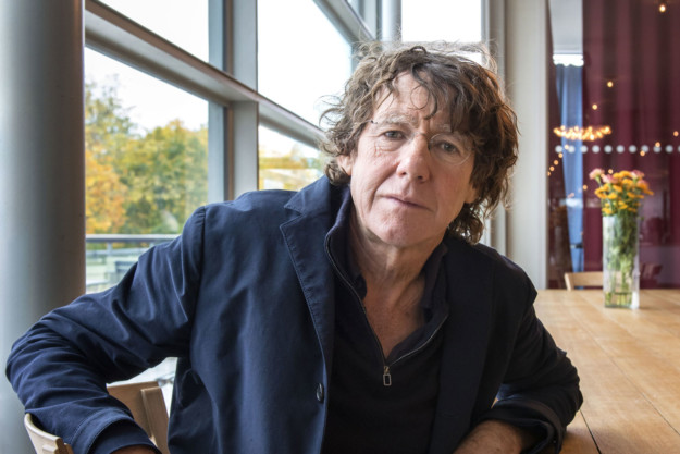 About the artists: Katharina Fritsch, Jeff Koons, Charles Ray | Moderna ...